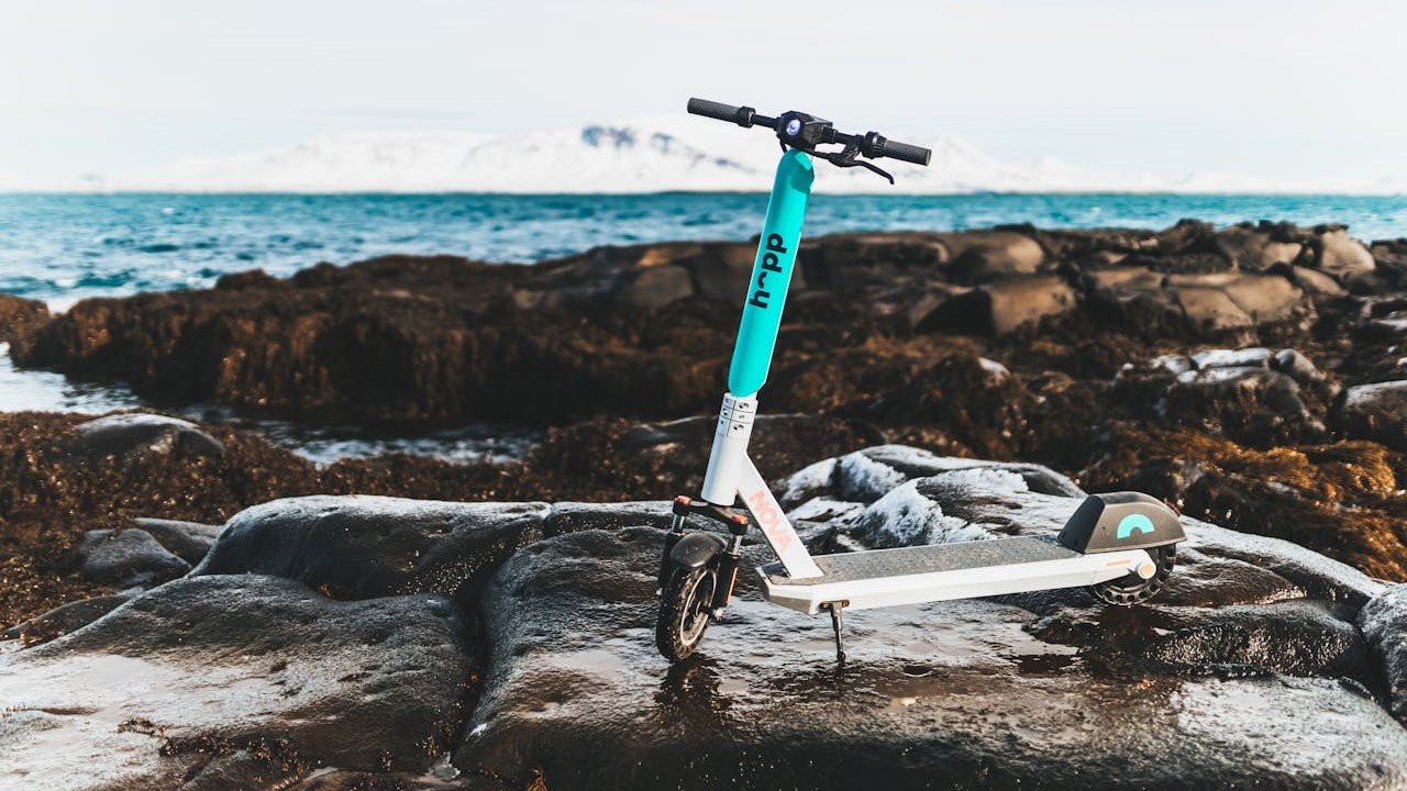 How to Charge Electric Scooter: A Step-by-Step Guide - VoltRideHub.com
